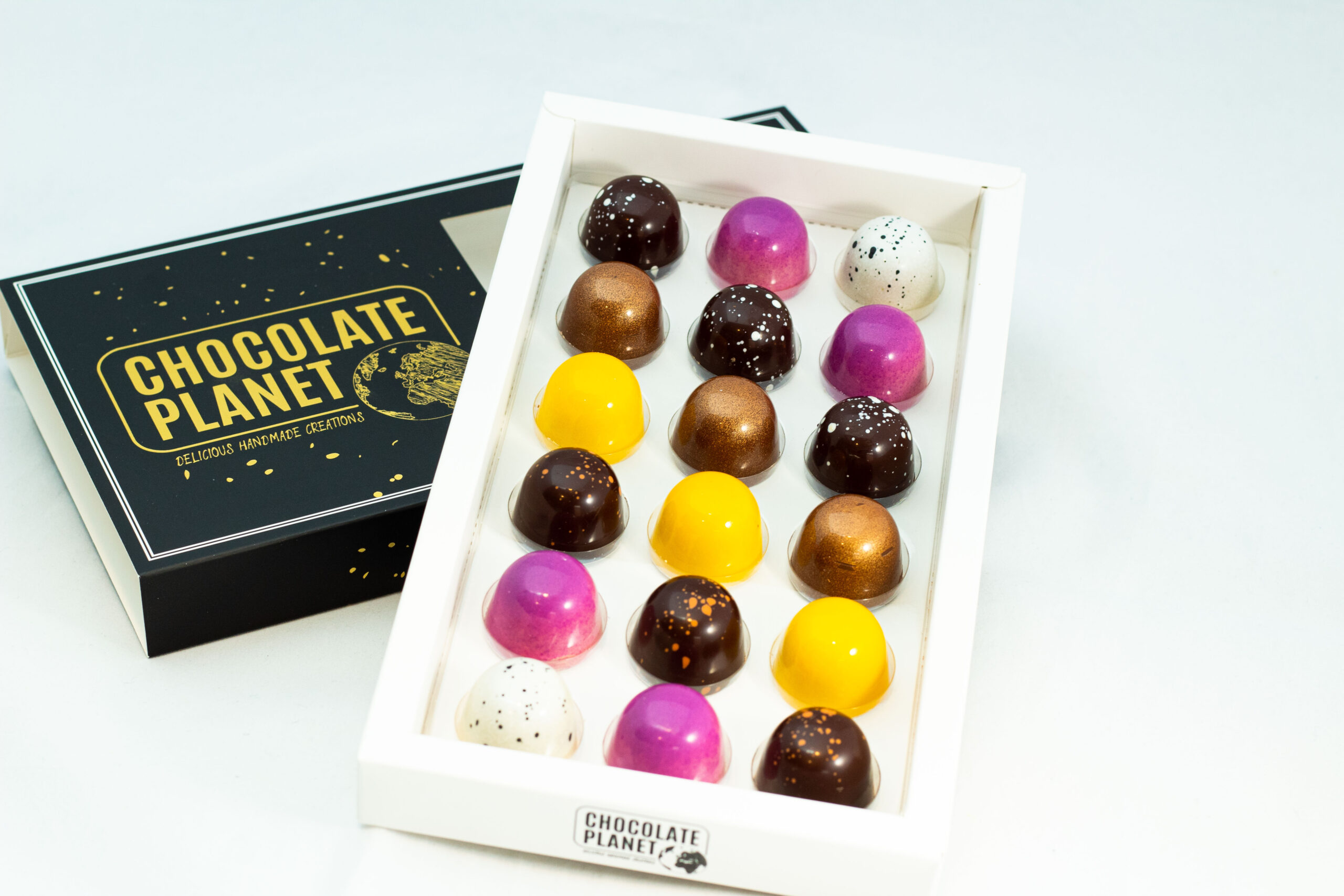 Bonbons zelf samenstellen 18 stuks - Chocolate Planet